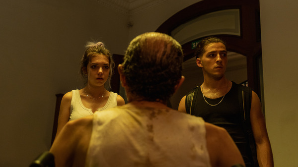 エルダリー／覚醒11枚目の写真・画像｜cinemacafe.net