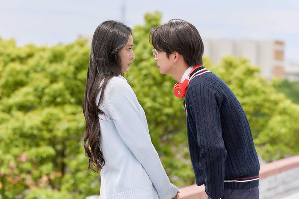 女神降臨 Before 高校デビュー編12枚目の写真・画像｜cinemacafe.net