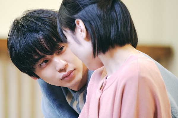 キスシーン稽古中で接近「ドラ恋」新シーズン場面写真先行初公開 | cinemacafe.net